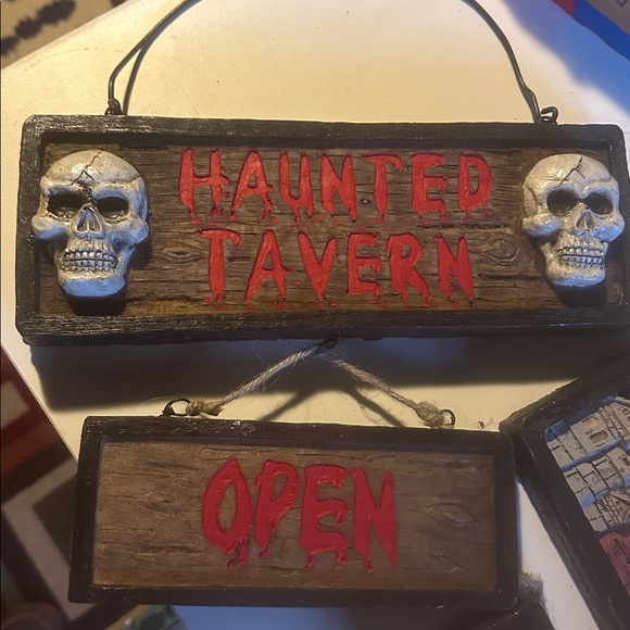 Holiday | Haunted Tavern And Haunted House Signs 2 | Poshmark